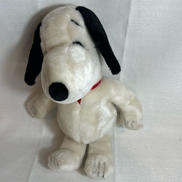 Peanuts | Toys | Peanuts Ufs Snoopy Plush 6 With Red Collar Vintage ...